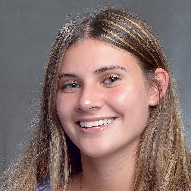 Humans of Northwood: Gabby Cote ‘21 – The Mirror