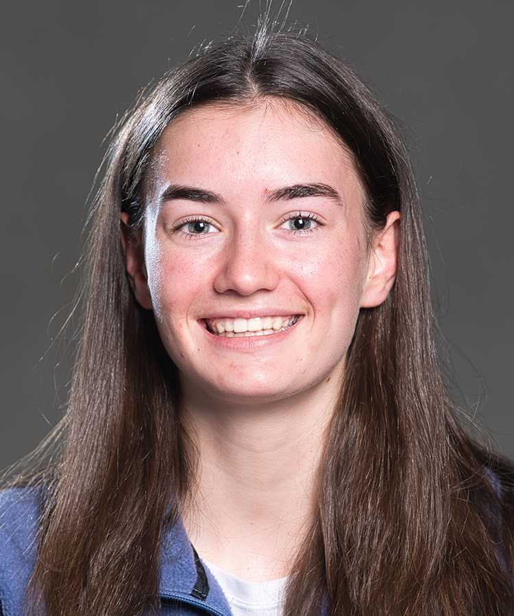 Elisabeth Creighton – The Mirror