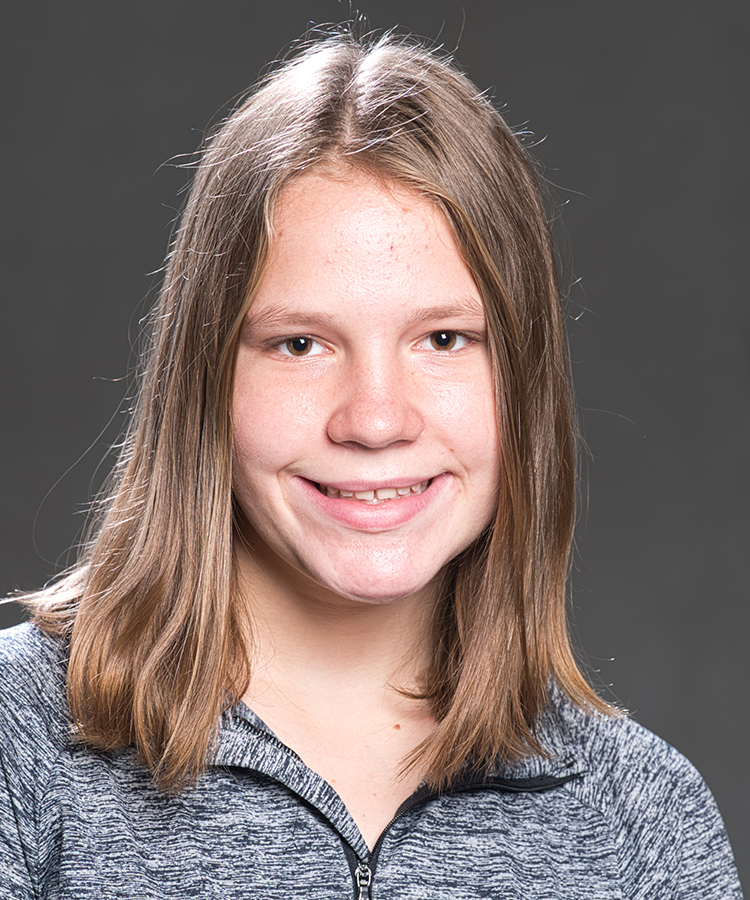 Sadie Martin – The Mirror