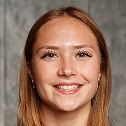 Kristen Kiggen – The Mirror