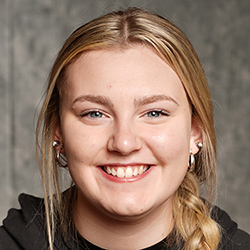 Laura Dyke – The Mirror